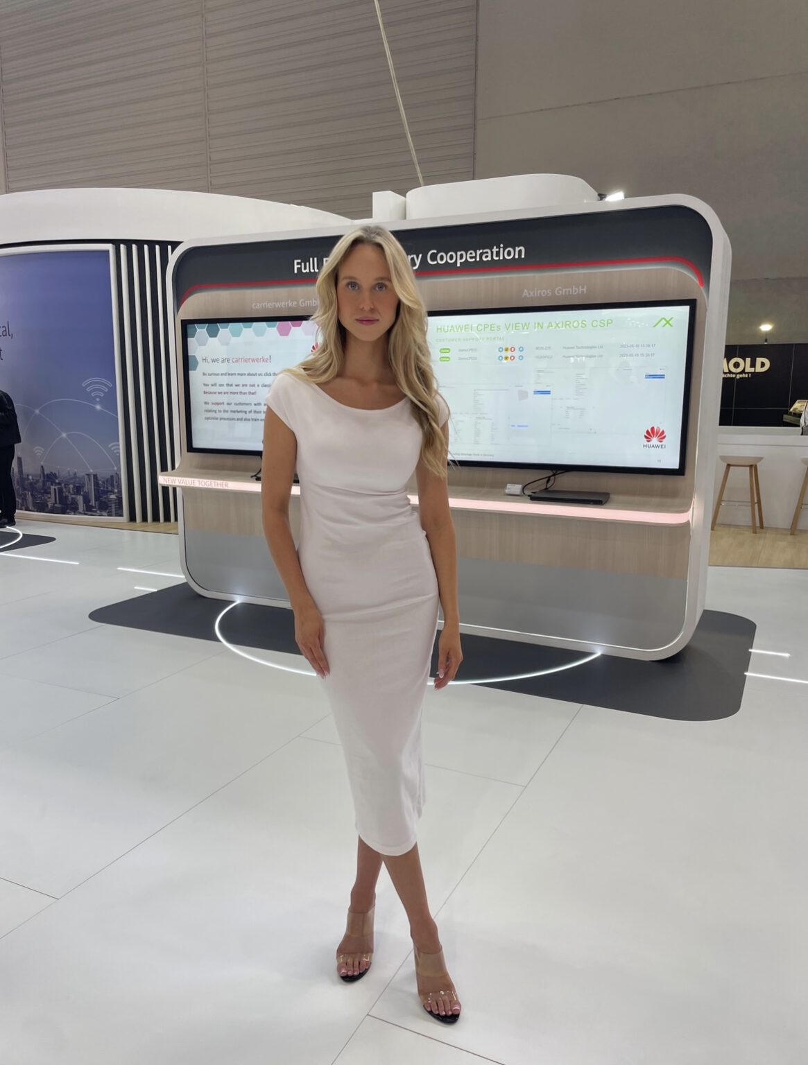 Hostess Agentur für Messen und Events + VIP - Setstaff